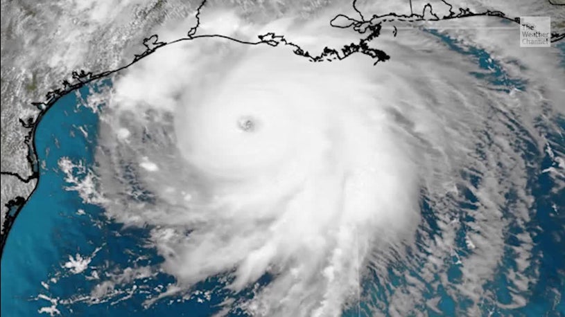 U.S. energy firms tally hurricane damage, plot restarts